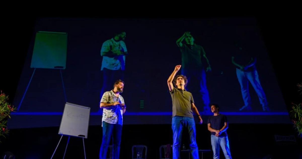 Πού θα βγεις: ΣΚ με comedy show, έκθεση ρομποτικής και Oktoberfest ...